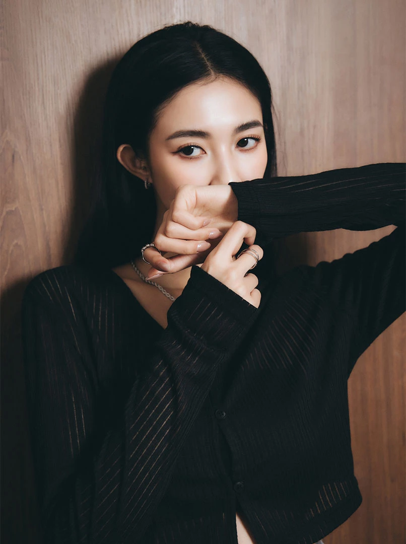 V領前釦兩穿上衣 | CORBAN | CORBAN